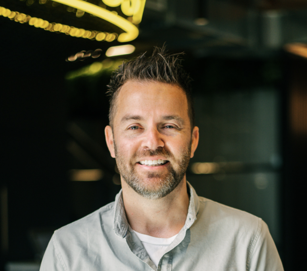 Vlog - CreativeCubes.Co